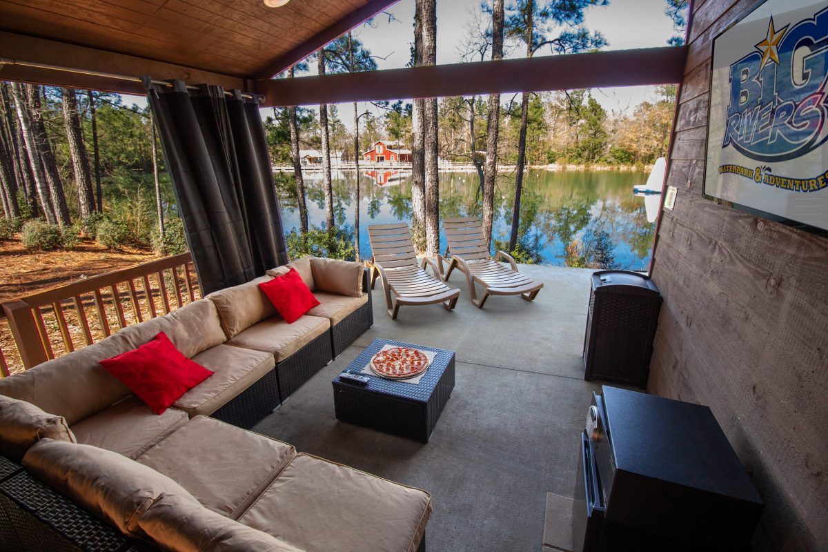 Cabanas | Big Rivers Water Park | Wet, Dry & Aerial Fun - New Caney, TX